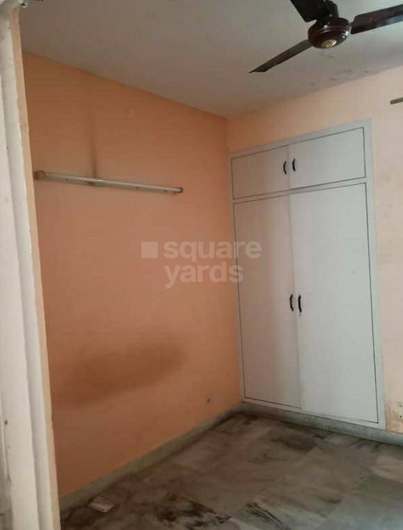 Resale 3 Bedroom 1655 Sq.Ft. Builder Floor in Defence Enclave Noida ...