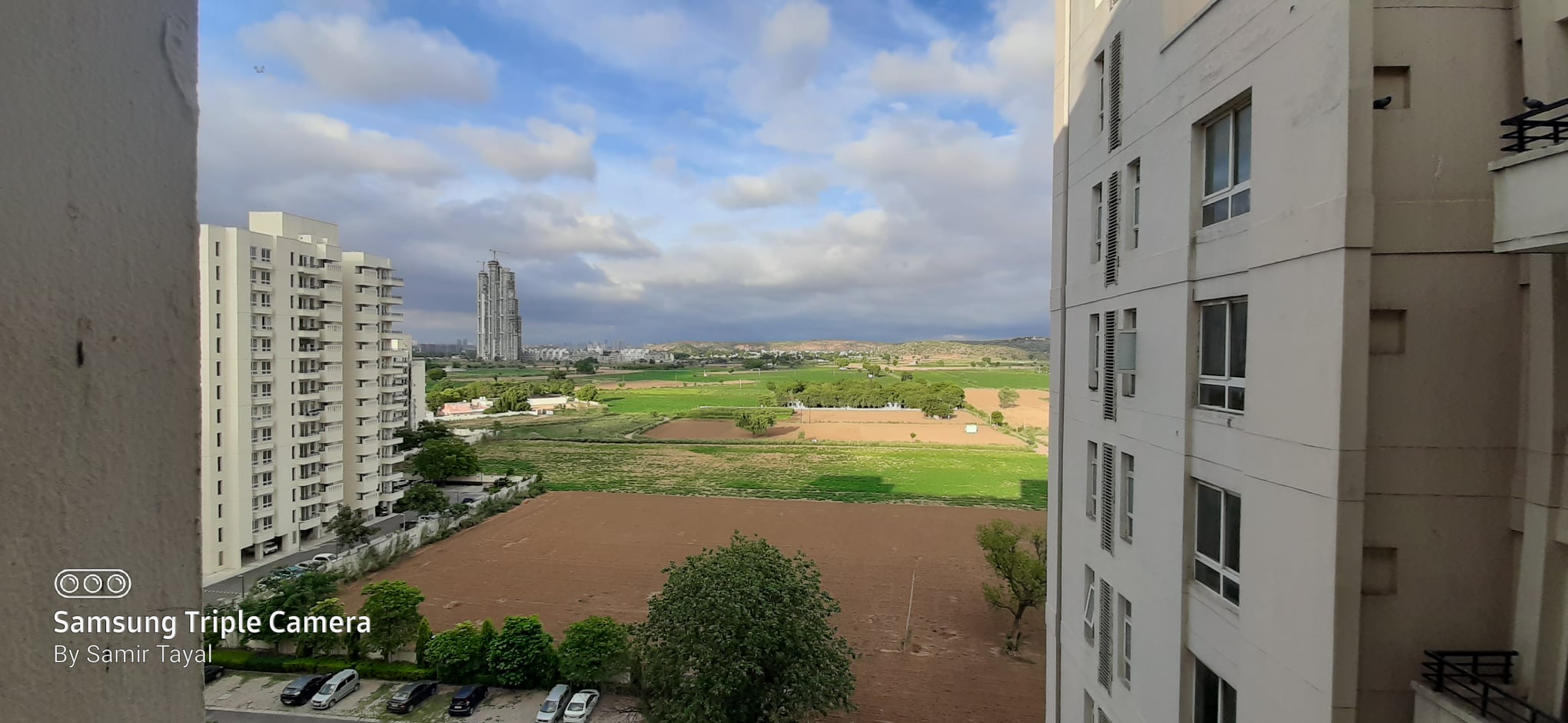 Resale 3 Bedroom 1657 Sq.Ft. Apartment in Umang Monsoon Breeze Phase I ...