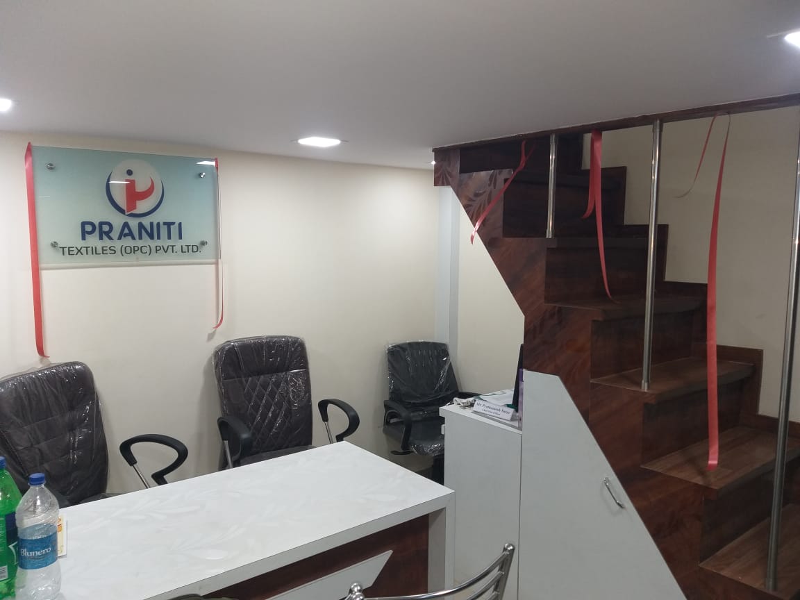 Resale Commercial Office Space 215 Sq.Ft. in Haware Fantasia, Sector 28 ...