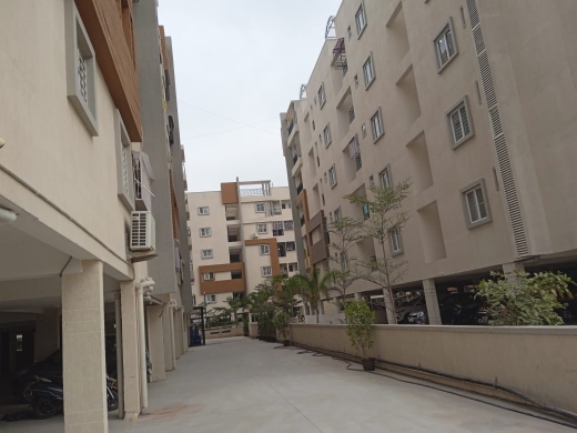 Resale 3.5 Bedroom 1278 Sq.Ft. Apartment in Sri Tirumala Residency ...