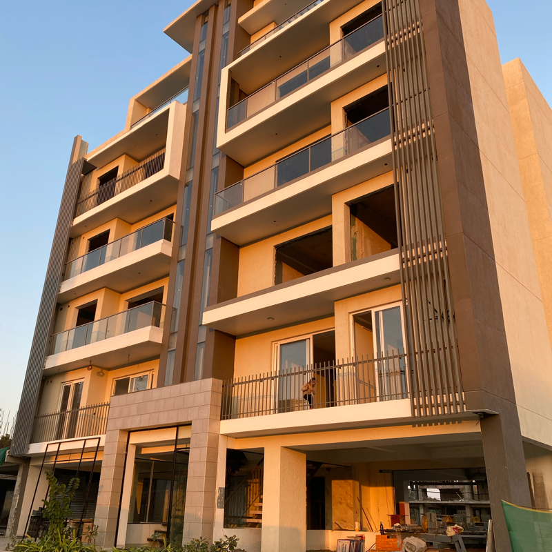 Resale 2.5 Bedroom 1103 Sq.Ft. Builder Floor in Smart World Gems ...