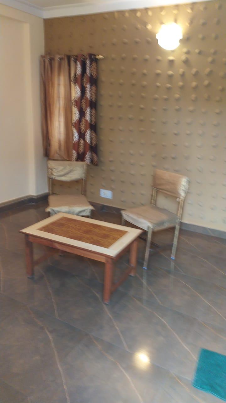 Resale 3 Bedroom 640 Sq.Ft. Apartment in RWA Apartments Sector 72 ...