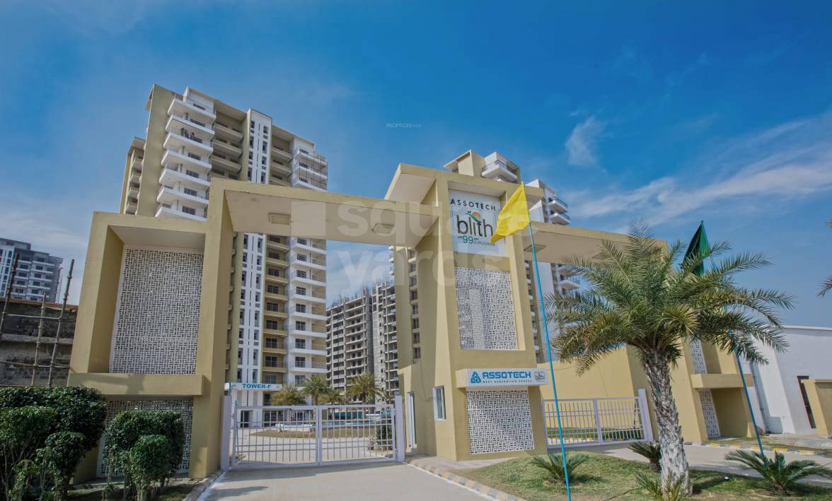 Resale 3.5 Bedroom 2400 Sq.Ft. Apartment in Assotech Blith, Sector 99 ...