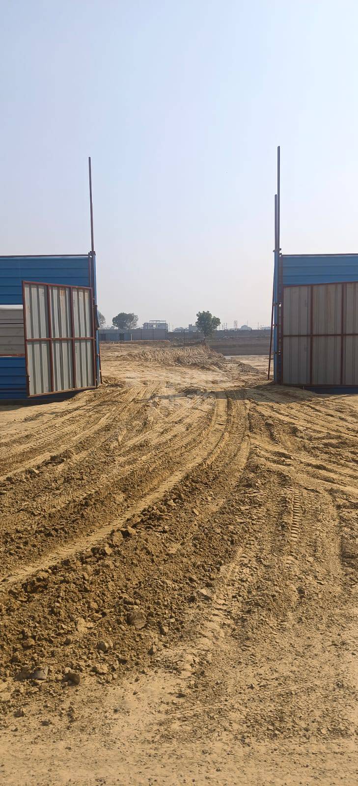 Resale 360 Sq.Mt. Plot in Tech Zone 7 Greater Noida - 5040350