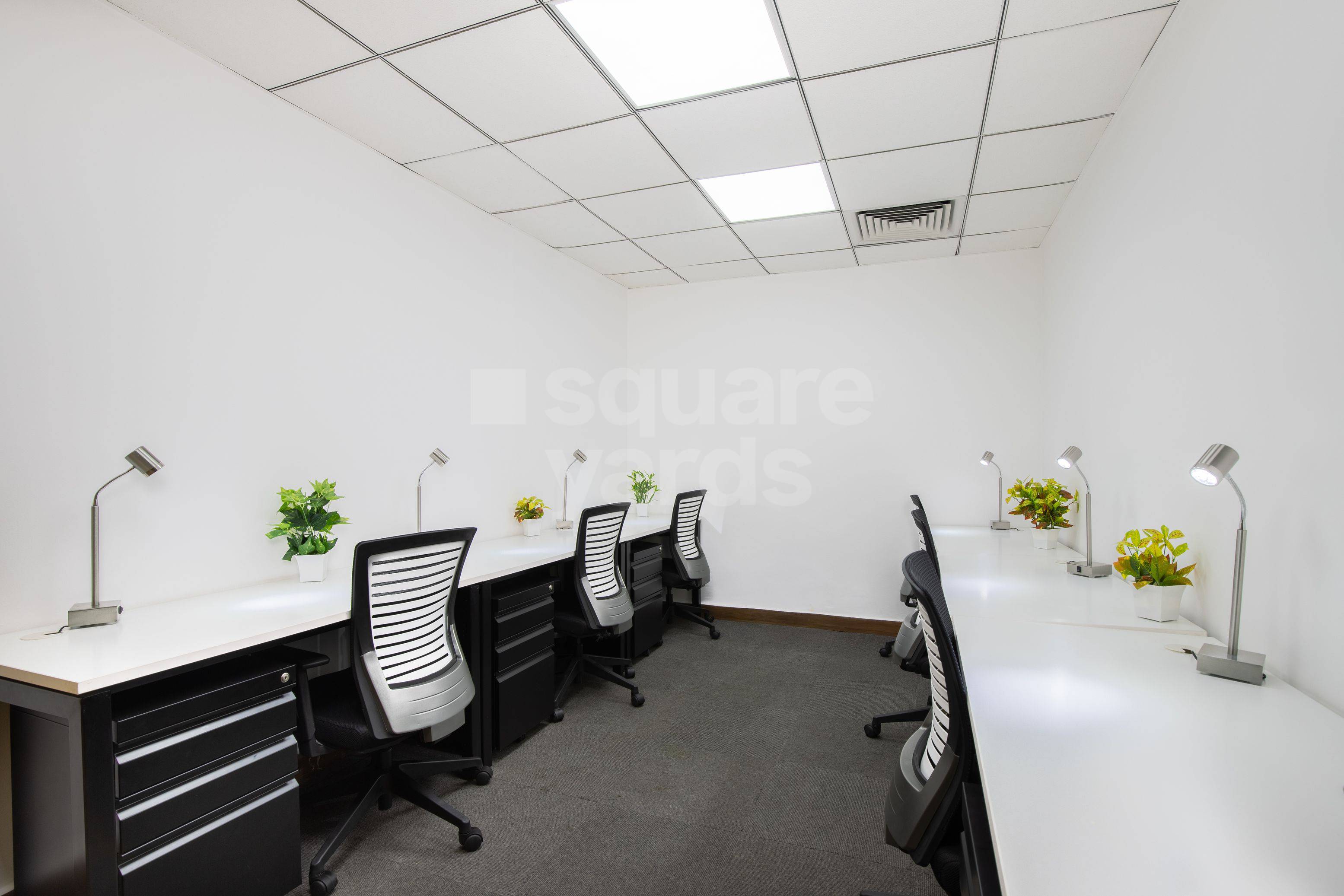 Rental Commercial Office Space 111 Sq.Ft. in Nehru Place Delhi - 8340973
