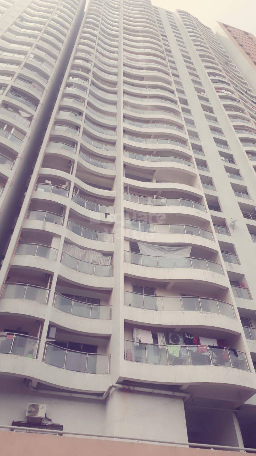 Resale 3 Bedroom 1875 Sq.Ft. Apartment in HDIL Metropolis Residences ...