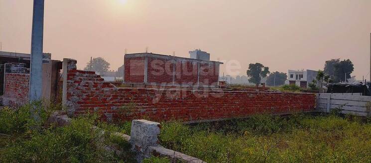 Resale 1000 Sq.Ft. Plot in Amar Shaheed Path Lucknow - 5242414