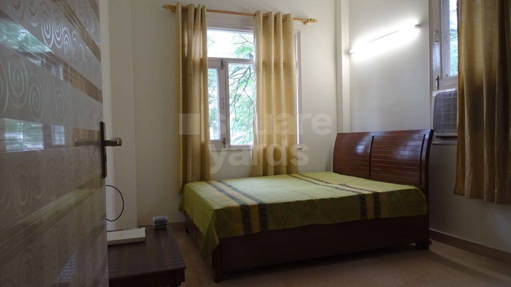 Rental 1 Bedroom 217 Sq.Ft. Builder Floor in RWA Defence Colony Block A ...