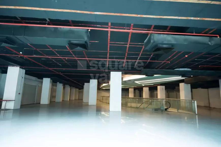 Rental Commercial Office Space 99 Sq.Ft. in Express Zone, Malad East ...