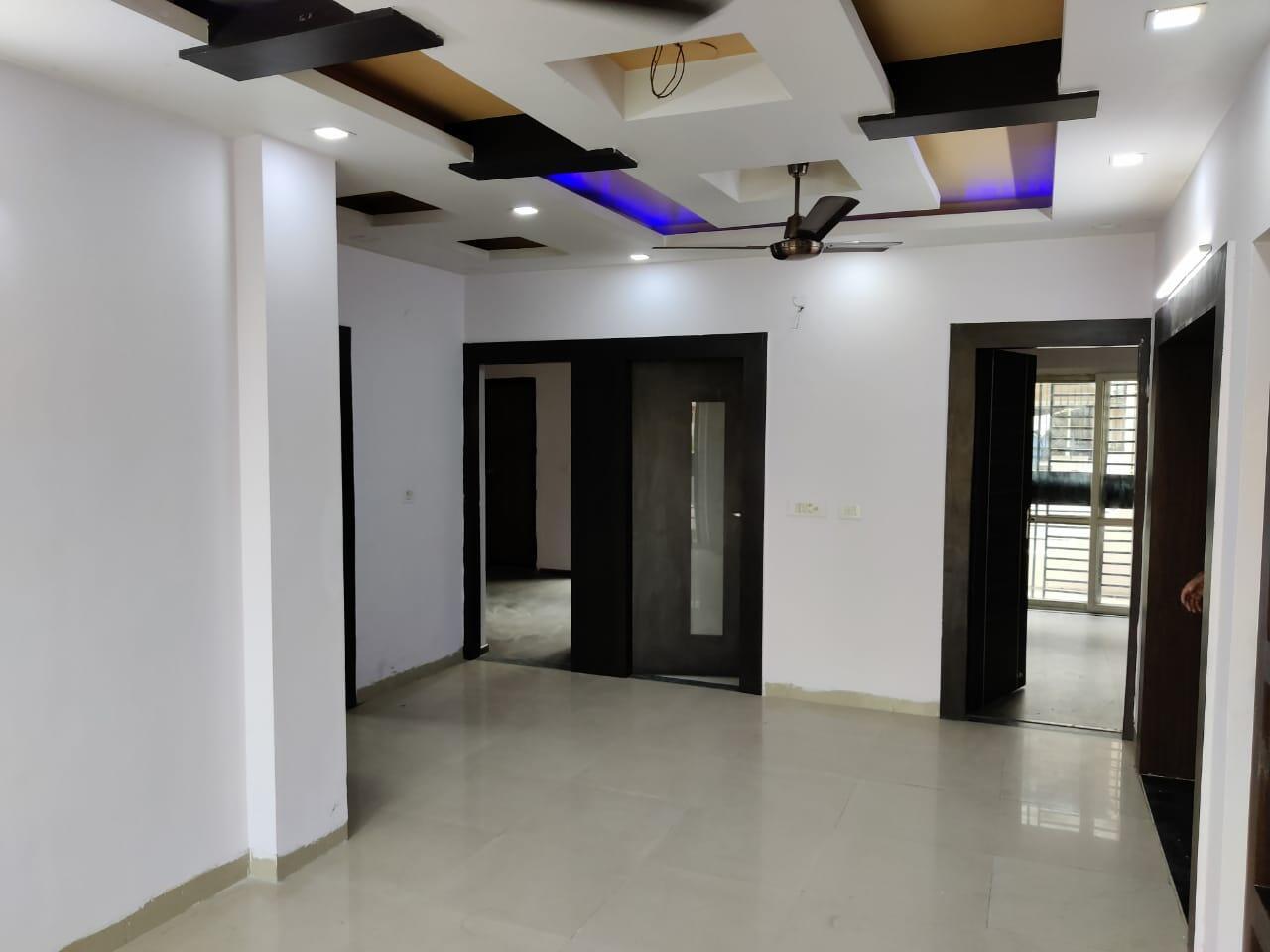 Rental 3.5 Bedroom 2700 Sq.Ft. Builder Floor in Bptp Park 81, Sector 81 ...