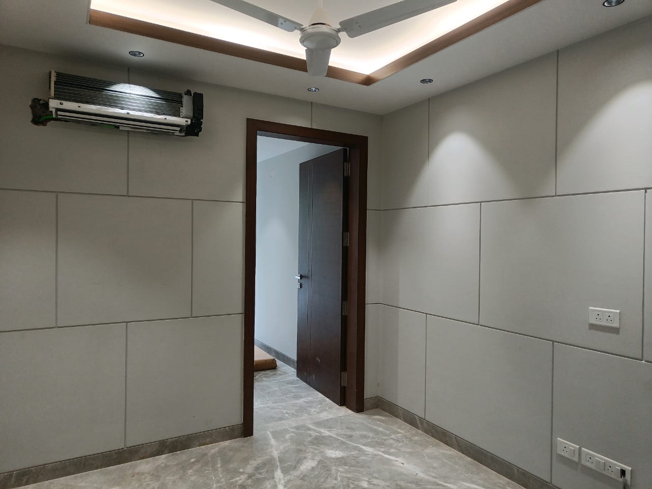 Resale 4 Bedroom 4600 Sq.Ft. Builder Floor in RWA Chirag Enclave ...