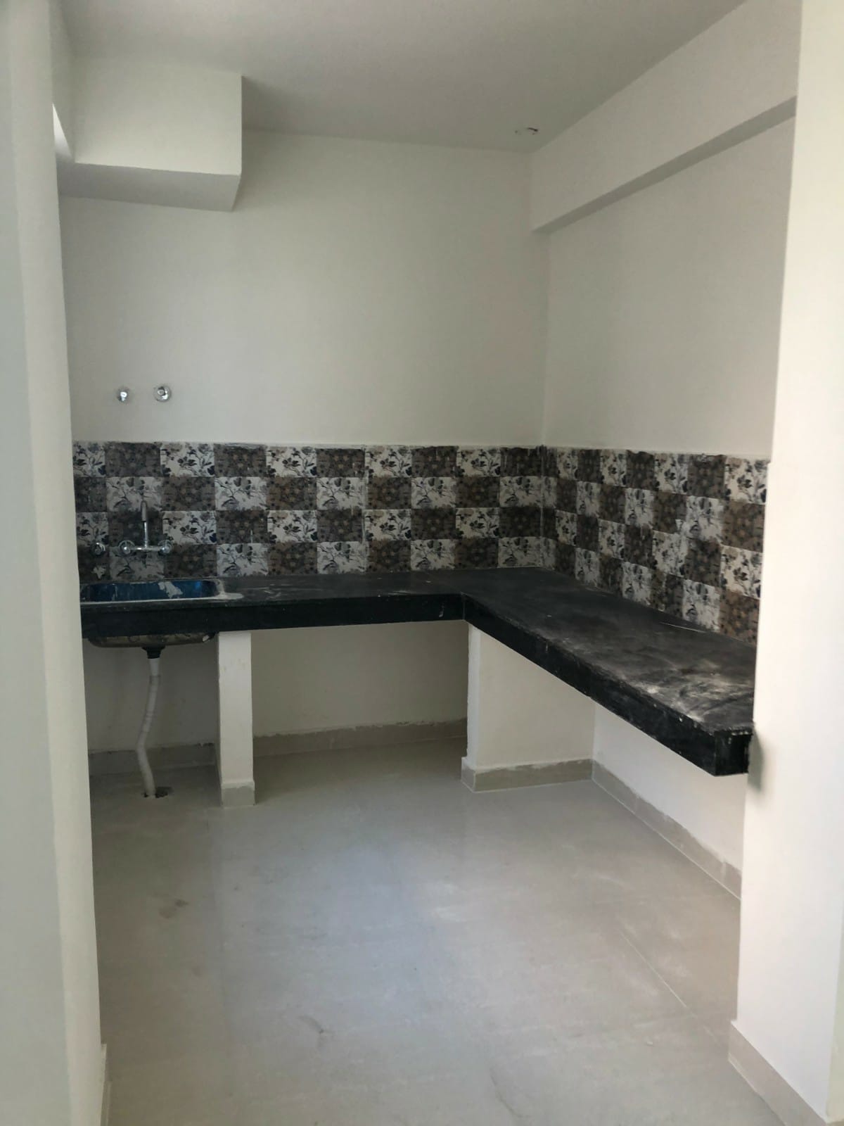 Resale 2 Bedroom 598 Sq.Ft. Apartment in Signature Global Synera ...