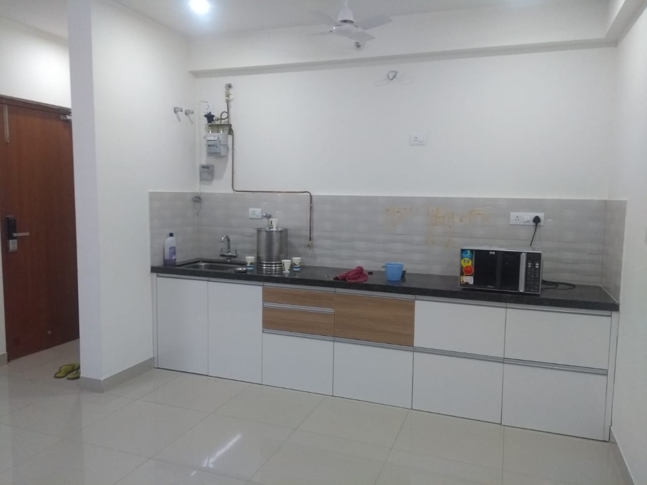 Rental 3 Bedroom 1530 Sq.Ft. Apartment in Amanora Neo Towers, Hadapsar ...