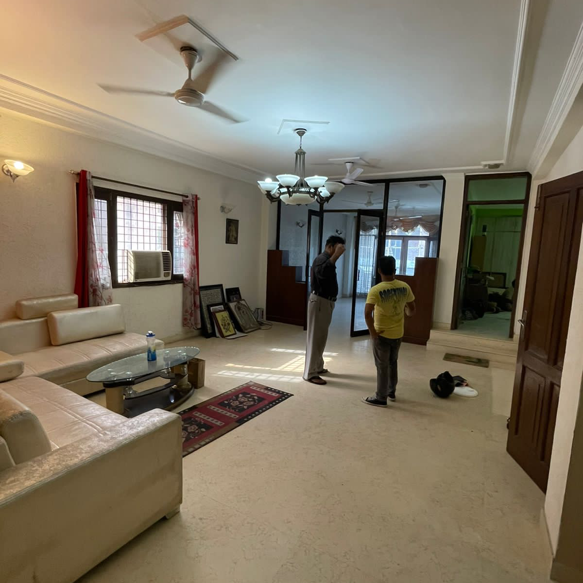 Rental 3 Bedroom 2000 Sq.Ft. Builder Floor in RWA Saket Block D, Saket ...