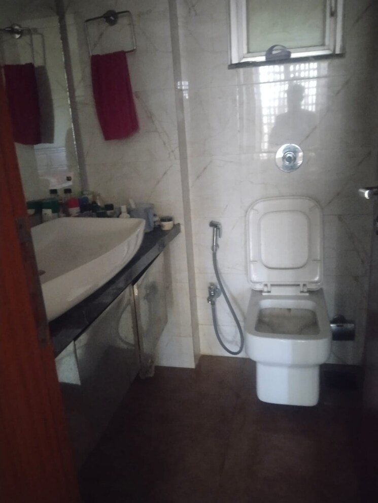 Resale 2 Bedroom 846 Sq Ft Apartment In Soham Tropical Lagoon