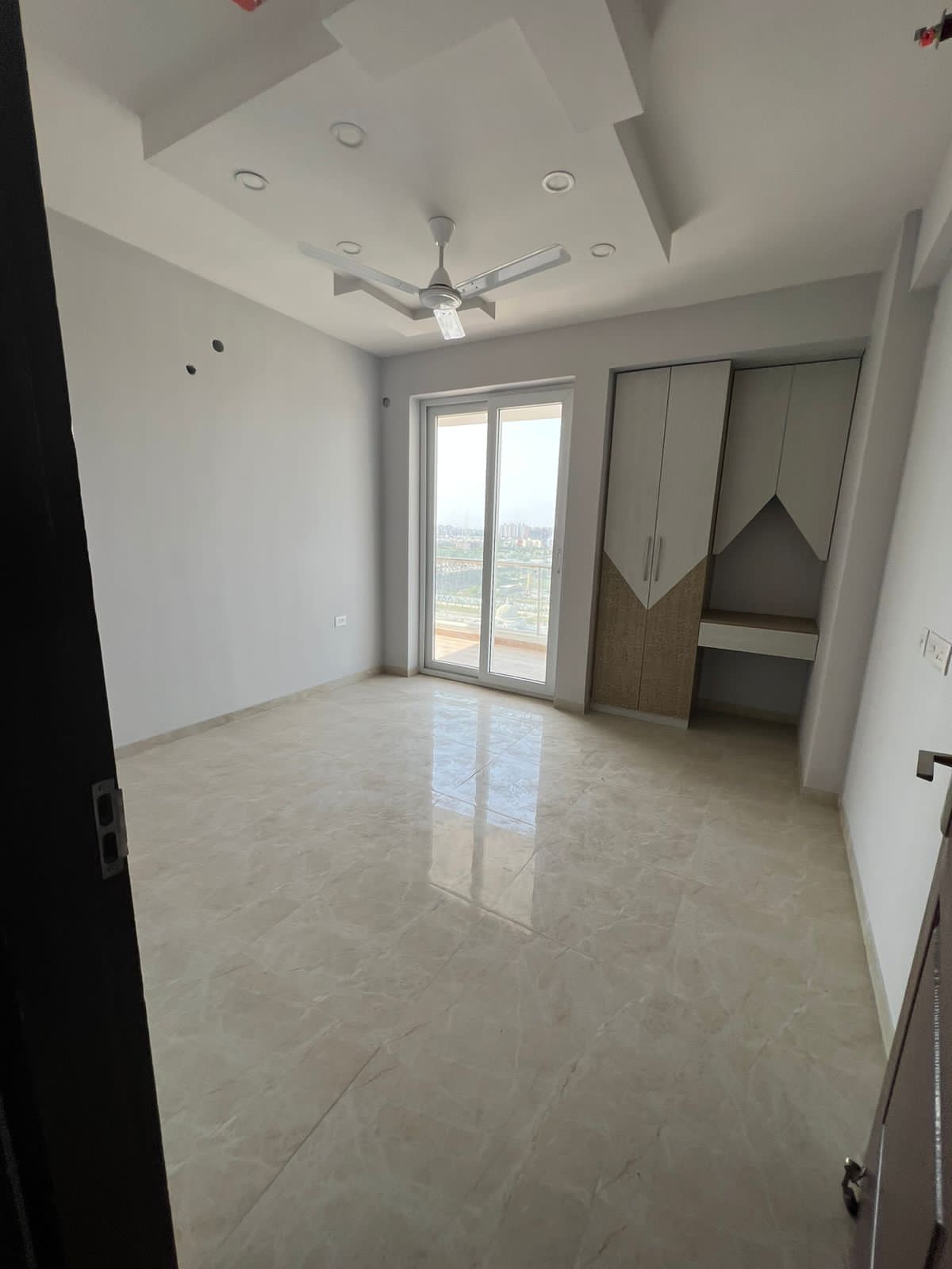 Resale 3 Bedroom 1641 Sq.Ft. Apartment in Omaxe Spa Village, Sector 78 ...
