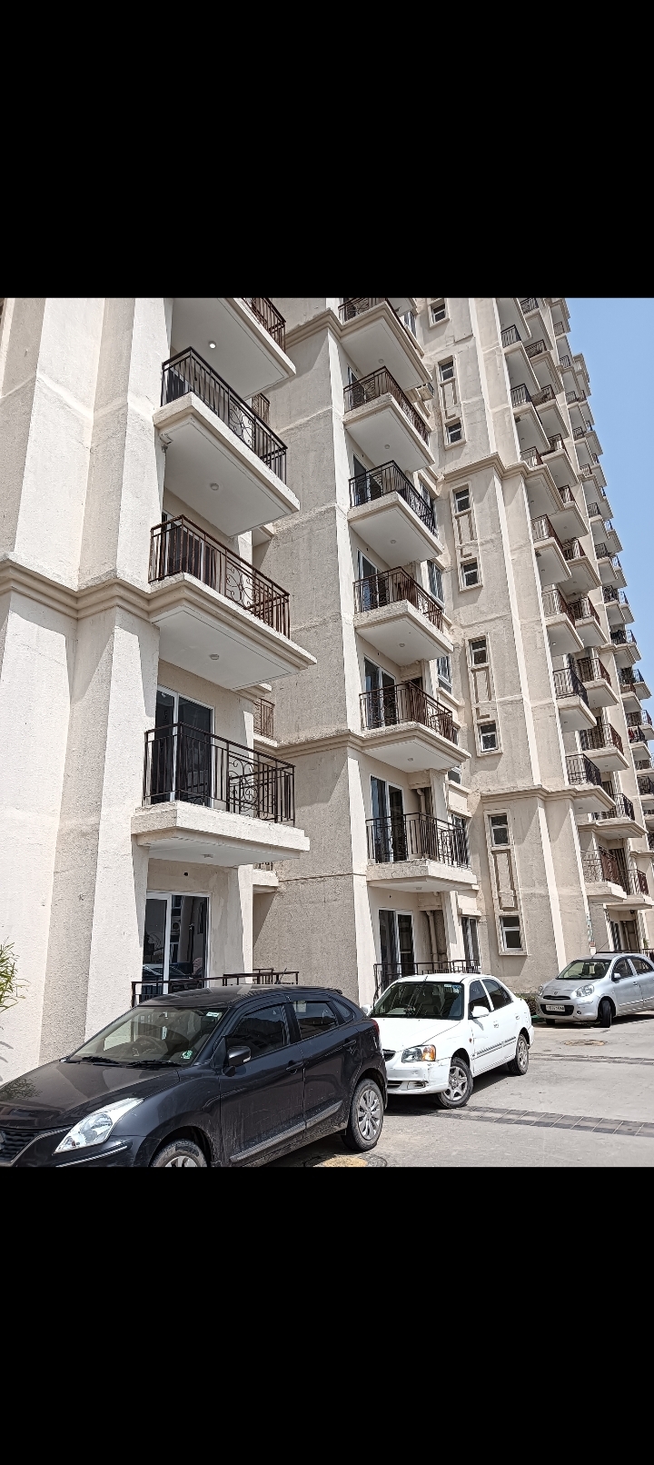 Rental 2 Bedroom 700 Sq.Ft. Apartment in Signature Global The Millennia ...