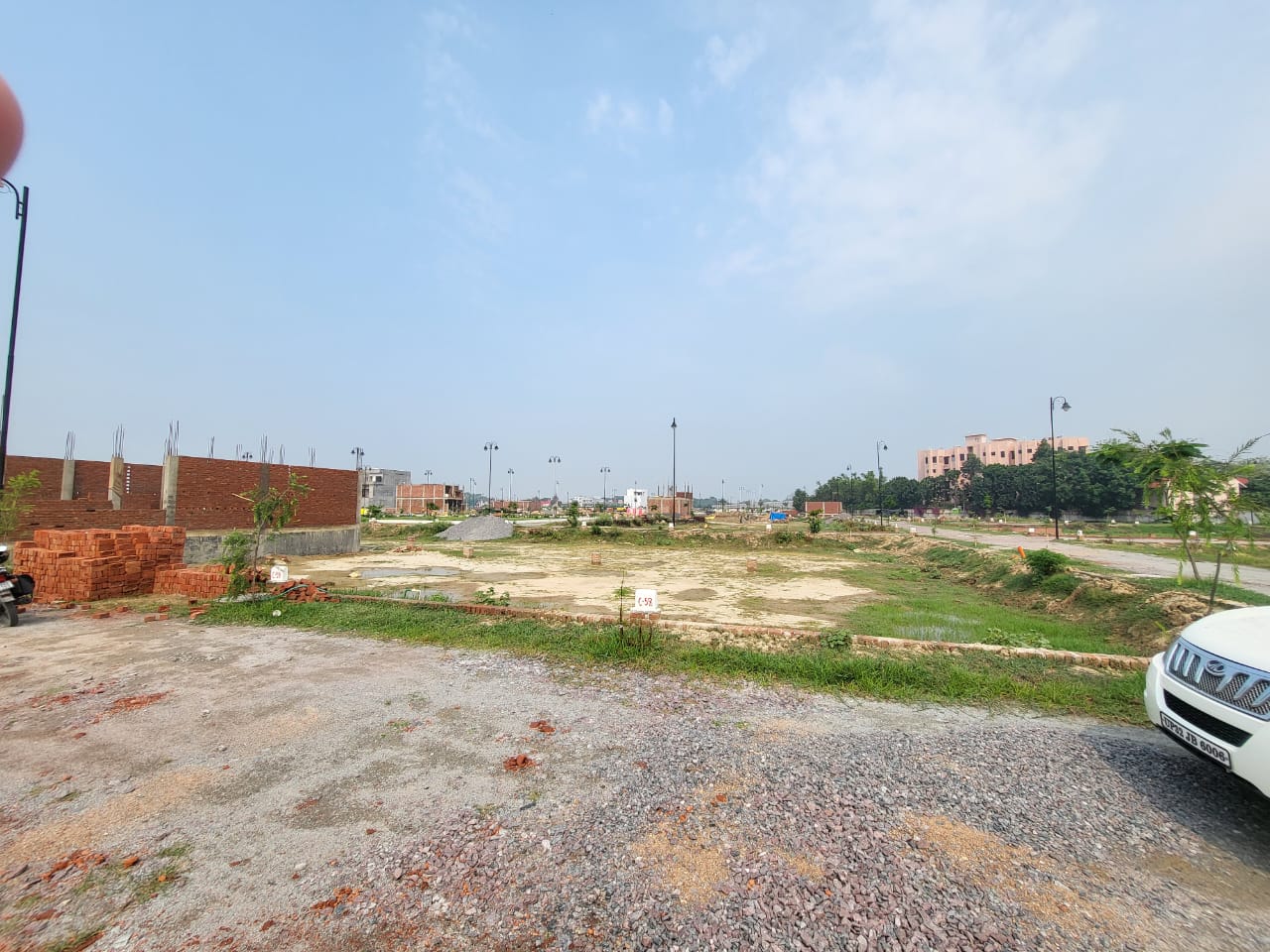 Resale 2300 Sq.Ft. Plot in Kailasha Enclave, Sultanpur Road Lucknow ...