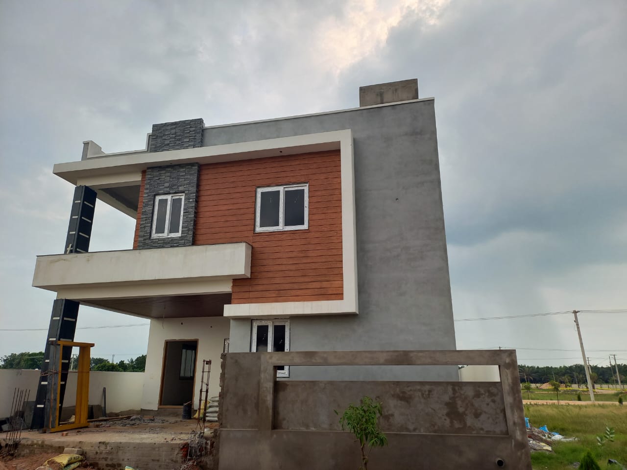 Resale 3.5 Bedroom 241 Sq.Yd. Villa in Gosala Vijayawada - 6204645