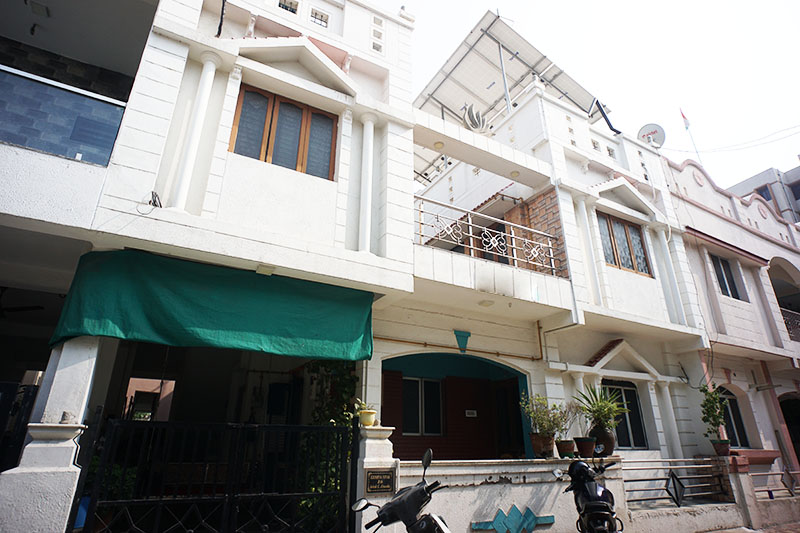 2+ Independent House for Sale in Ghodasar, Ahmedabad Between 1 Crore to ...