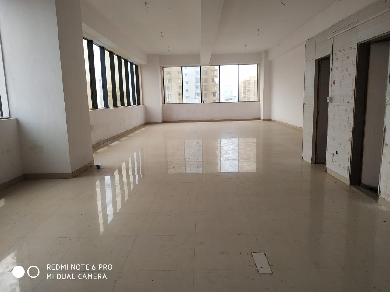 Resale Commercial Office Space 1637 Sq.Ft. in Matoshree Quantum Tower ...