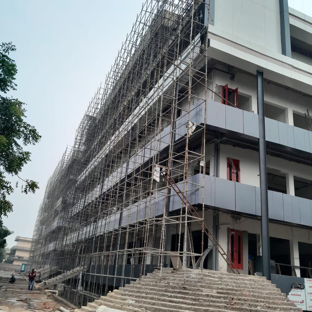 Resale Commercial Shop 300 Sq.Ft. in Vidhi Royal Walkway, Gn Sector ...