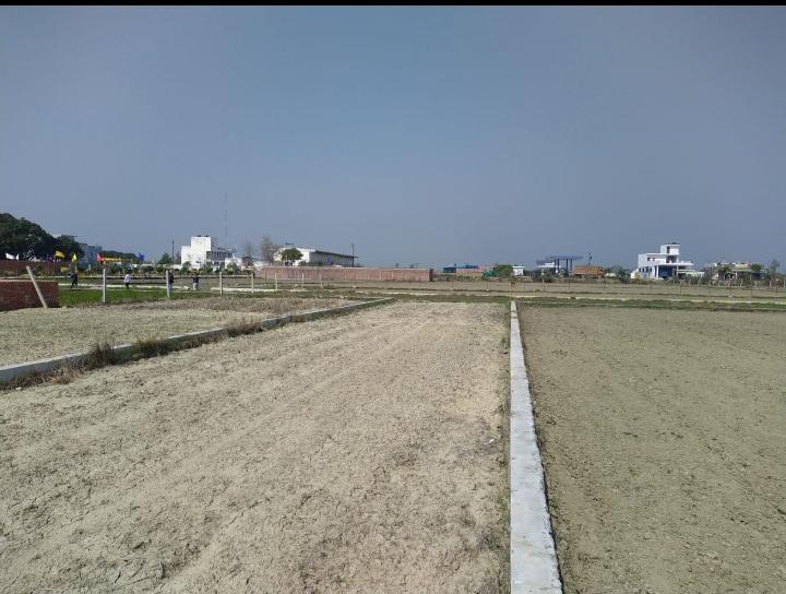 Resale 2150 Sq.Yd. Plot in Mohan Road Lucknow - 6386086