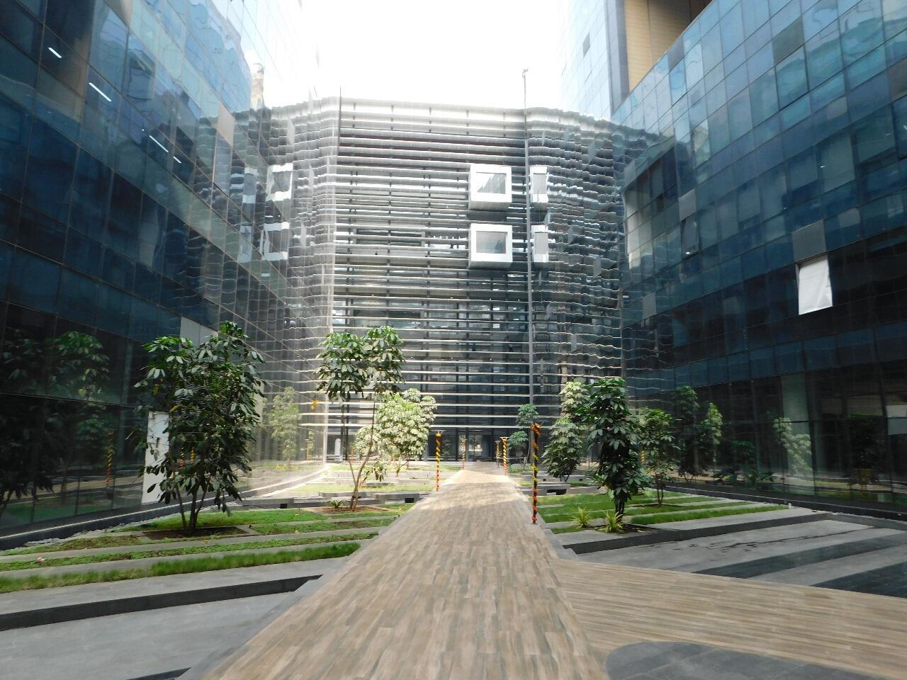 Rental Commercial Office Space 6006 Sq.Ft. in Solitaire Business Hub ...