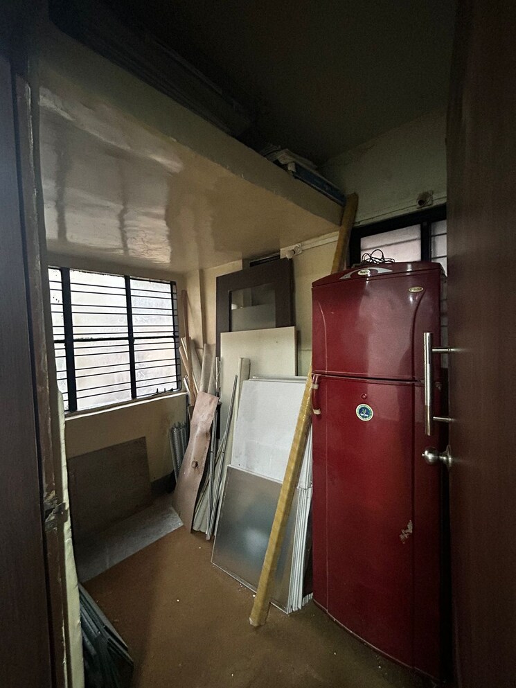 Rental Commercial Office Space 195 Sq.Ft. in Karve Nagar Pune - 6558738