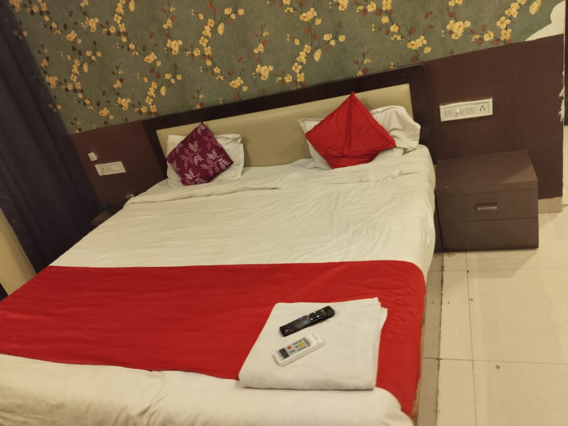 Resale 6 Bedroom 1500 Sq.Ft. Villa in Indra Puri Colony Indore - 6555829