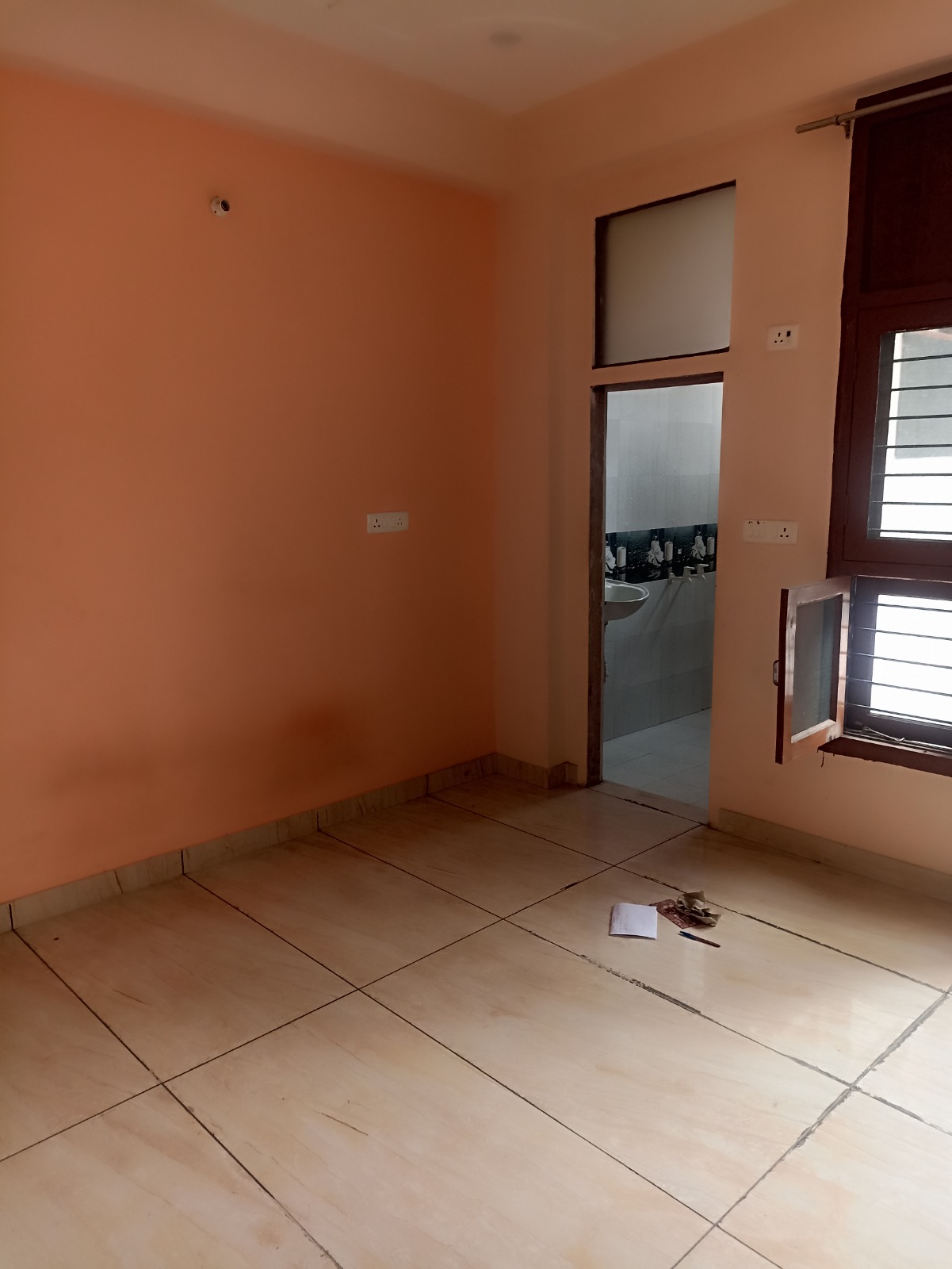 Rental 2 Bedroom 1200 Sq.Ft. Villa in RWA Apartments Sector 52, Sector ...