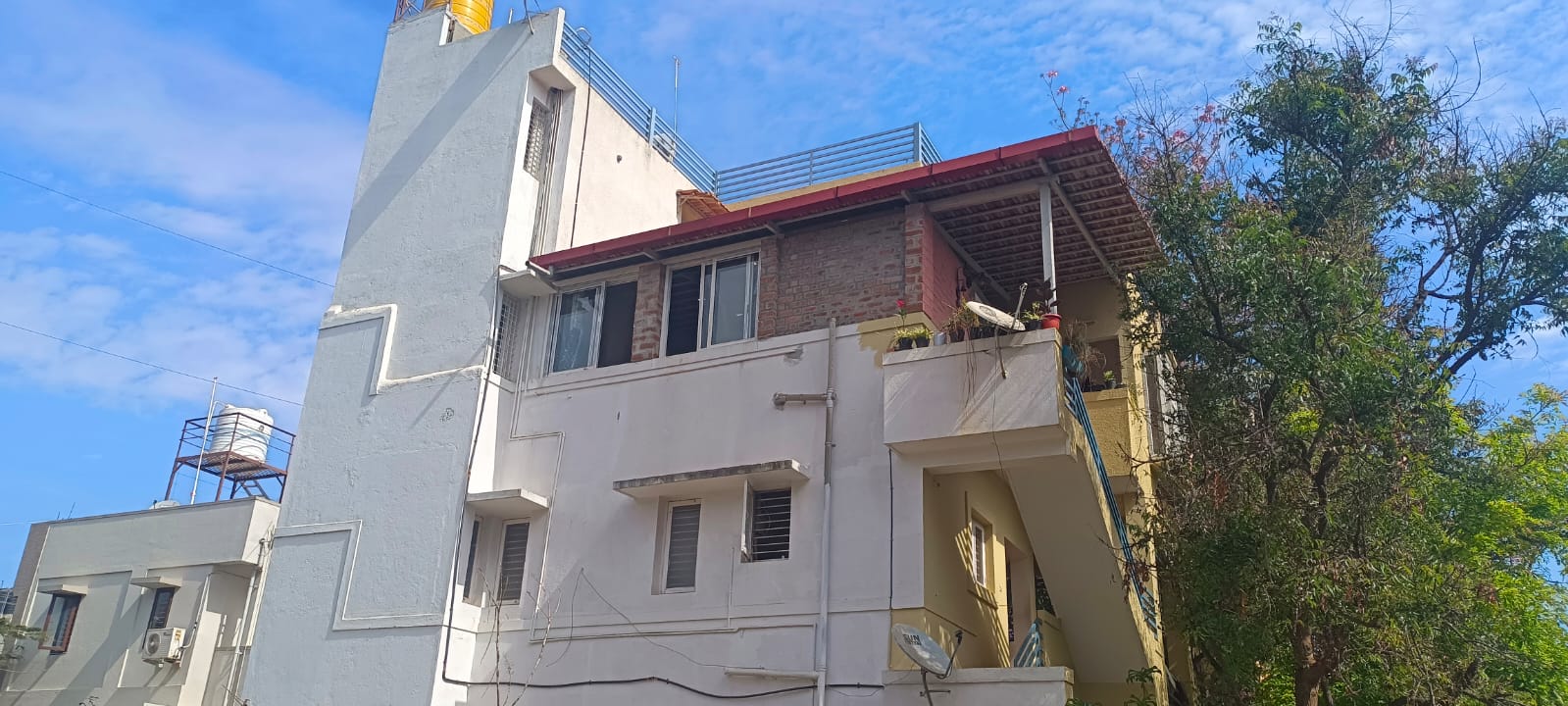 Resale 6 Bedroom 4000 Sq.Ft. Independent House in Kothanur Bangalore ...