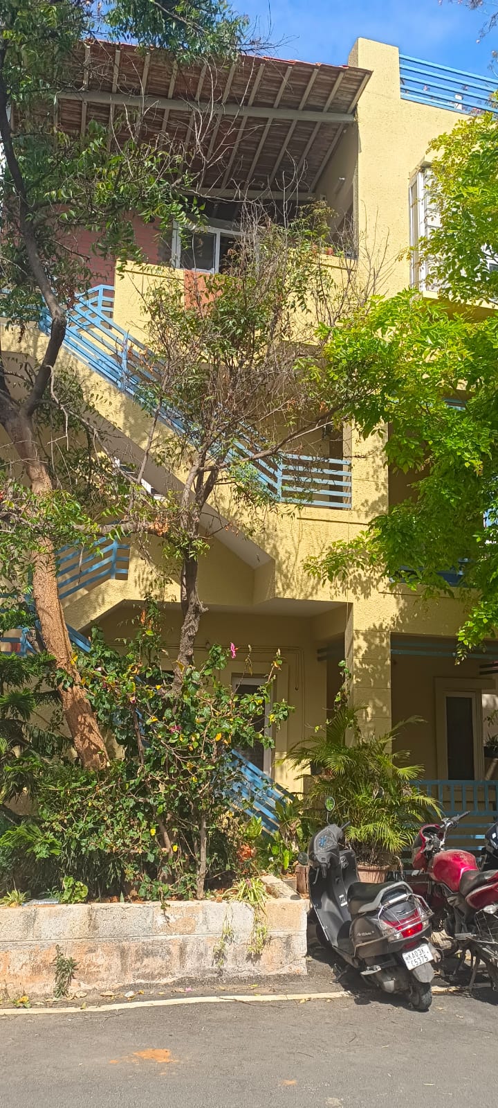 Resale 6 Bedroom 4000 Sq.Ft. Independent House in Kothanur Bangalore ...