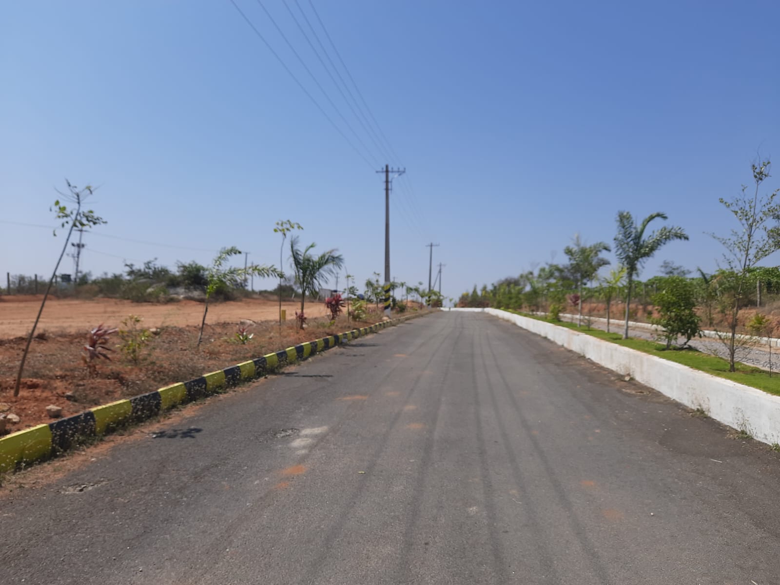 Resale 196 Sq.Yd. Plot in Glentree Pharma County, Nandiwanaparthy ...