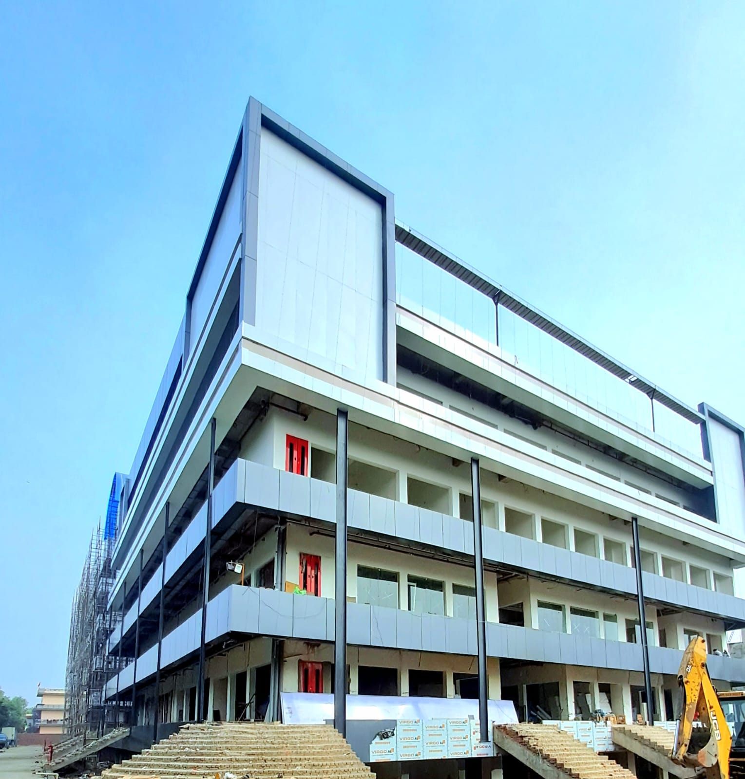 Resale Commercial Shop 300 Sq.Ft. in Vidhi Royal Walkway, Gn Sector ...