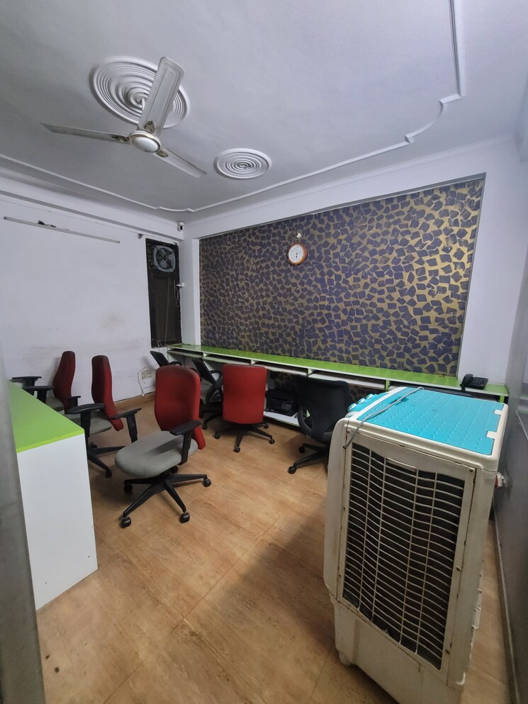Rental Commercial Office Space 900 Sq.Ft. in RWA Dilshad Colony Block G ...