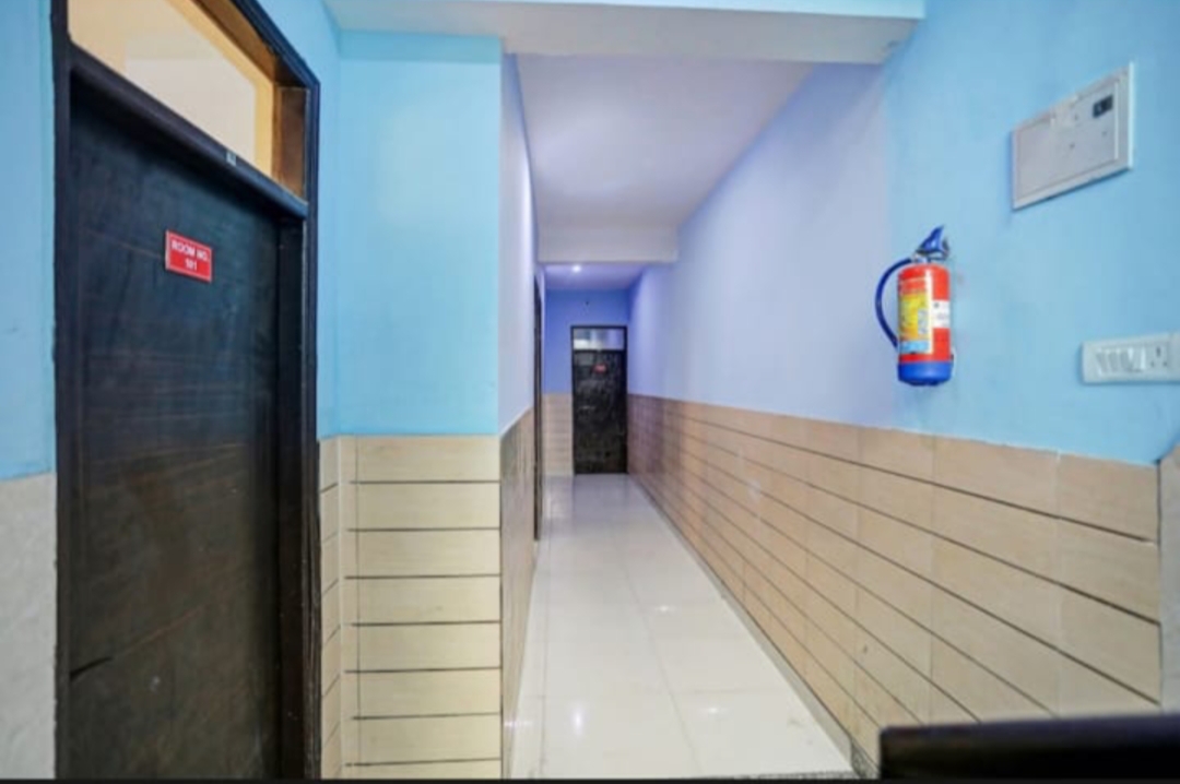 Apna pg for Boys & Girls, Hostels in Sector 63a, Noida - 6798995