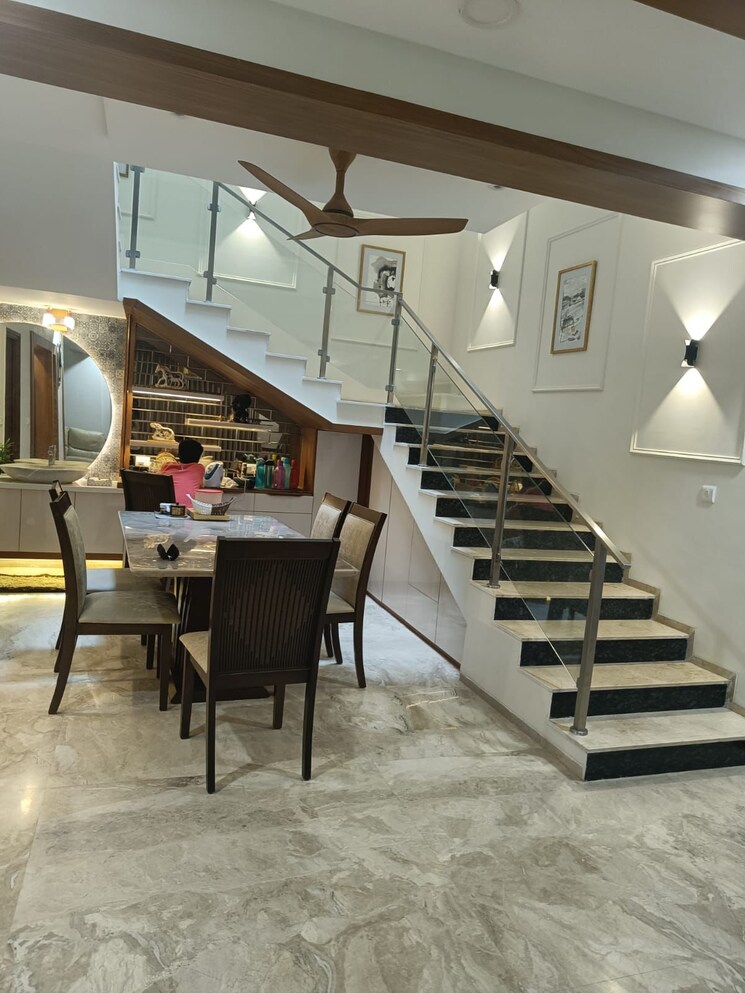 Rental 4 Bedroom 2975 Sq.Ft. Villa in Hsr Layout Bangalore - 7058942
