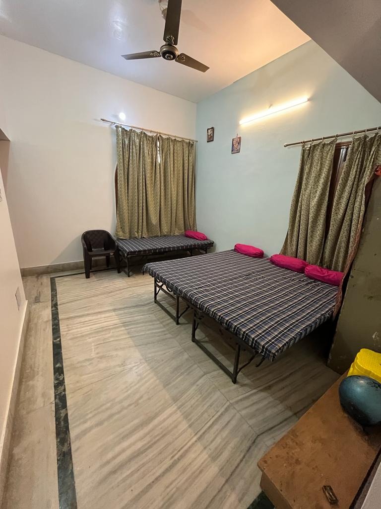 Rental 2 Bedroom 900 Sq.Ft. Independent House in Lalbagh Lucknow - 7249604
