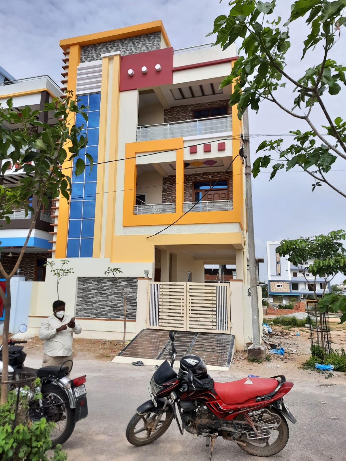 Resale 6 Bedroom 120 Sq.Yd. Independent House in Saket Township, Kapra ...