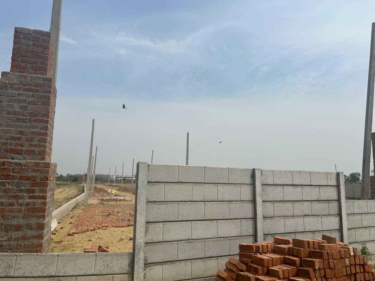 Resale 2000 Sq.Ft. Plot in Wazirganj Lucknow - 7293425