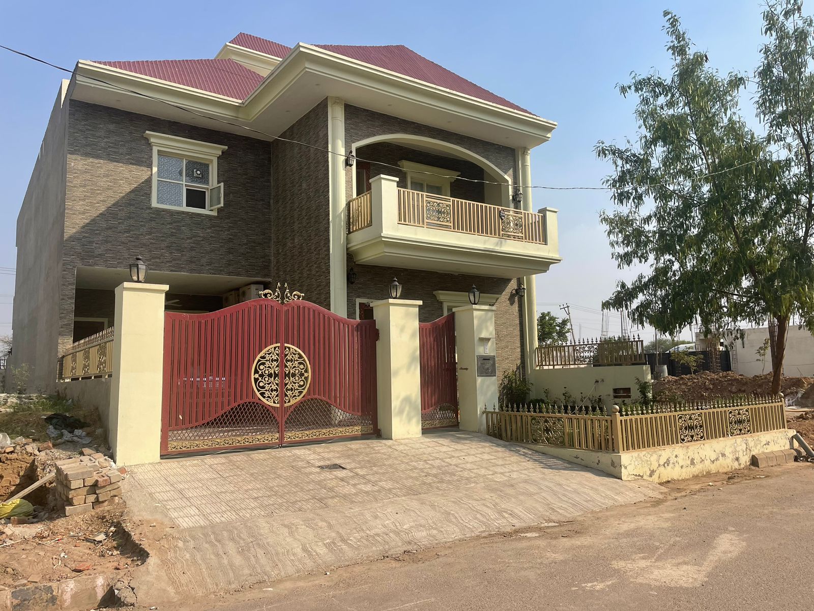 Resale 5 Bedroom 4000 Sq.Ft. Independent House in Sector 85 Mohali ...
