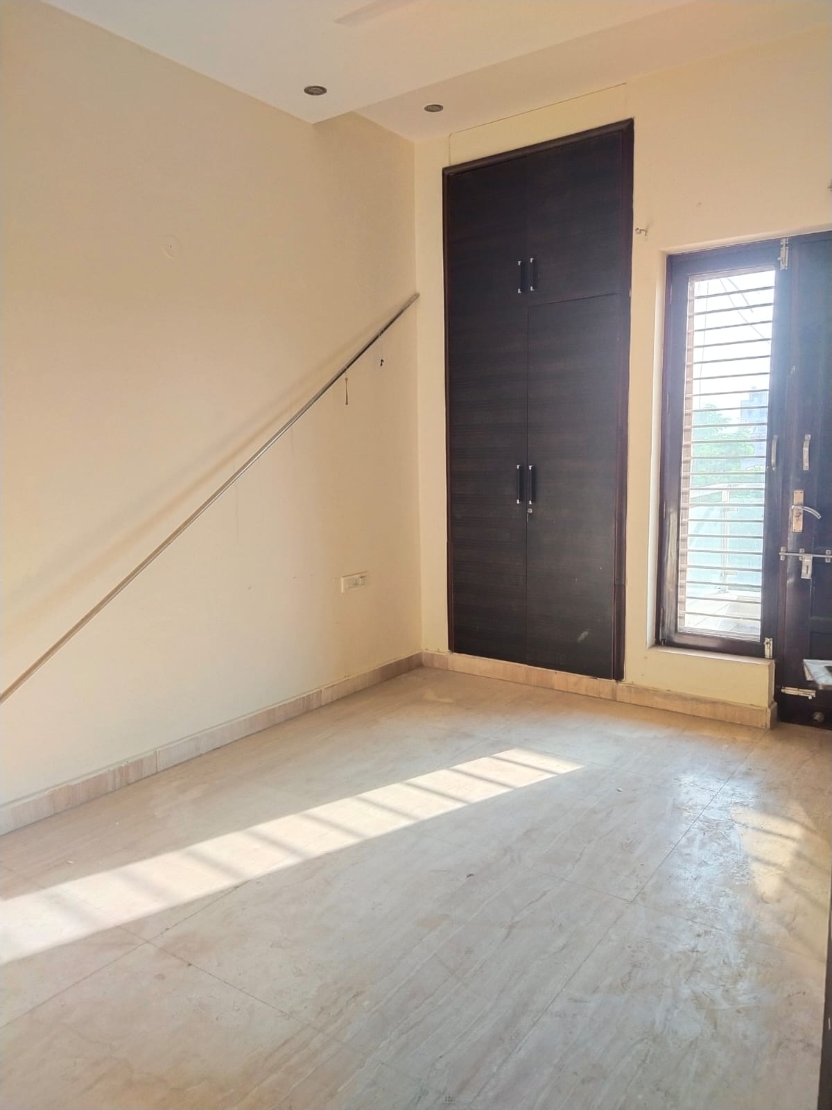 Rental 3 Bedroom 3150 Sq.Ft. Independent House in Sector 15 Faridabad ...