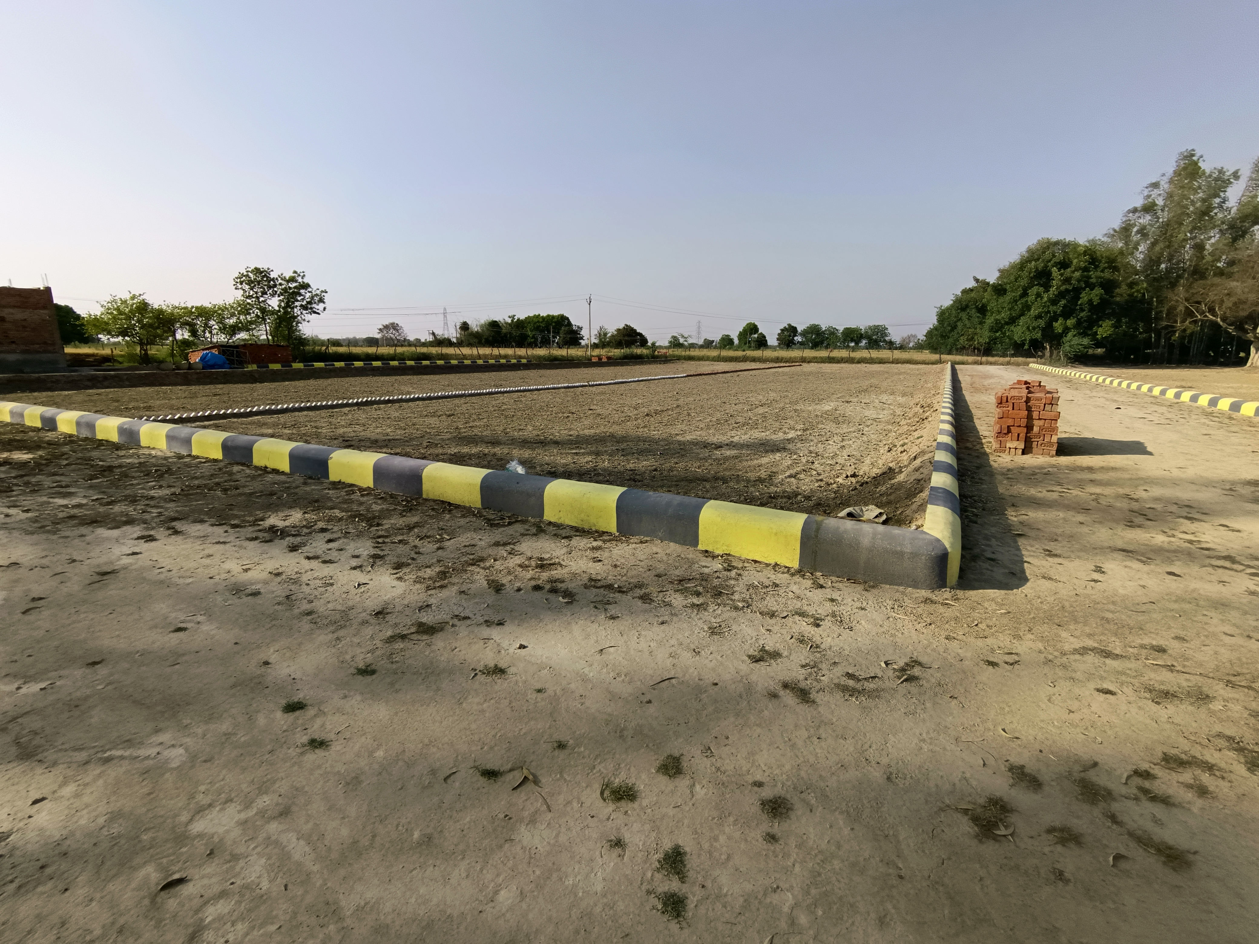 Resale 1000 Sq.Ft. Plot in Kisan Path Lucknow - 7383752