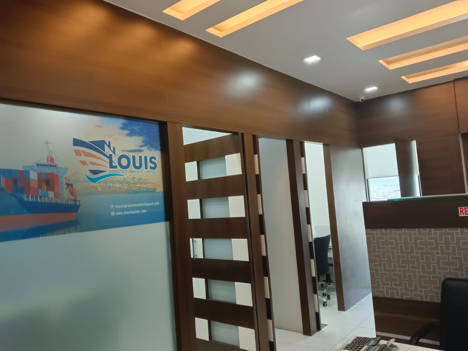 Rental Commercial Office Space 850 Sq.Ft. in Platinum Techno Park ...