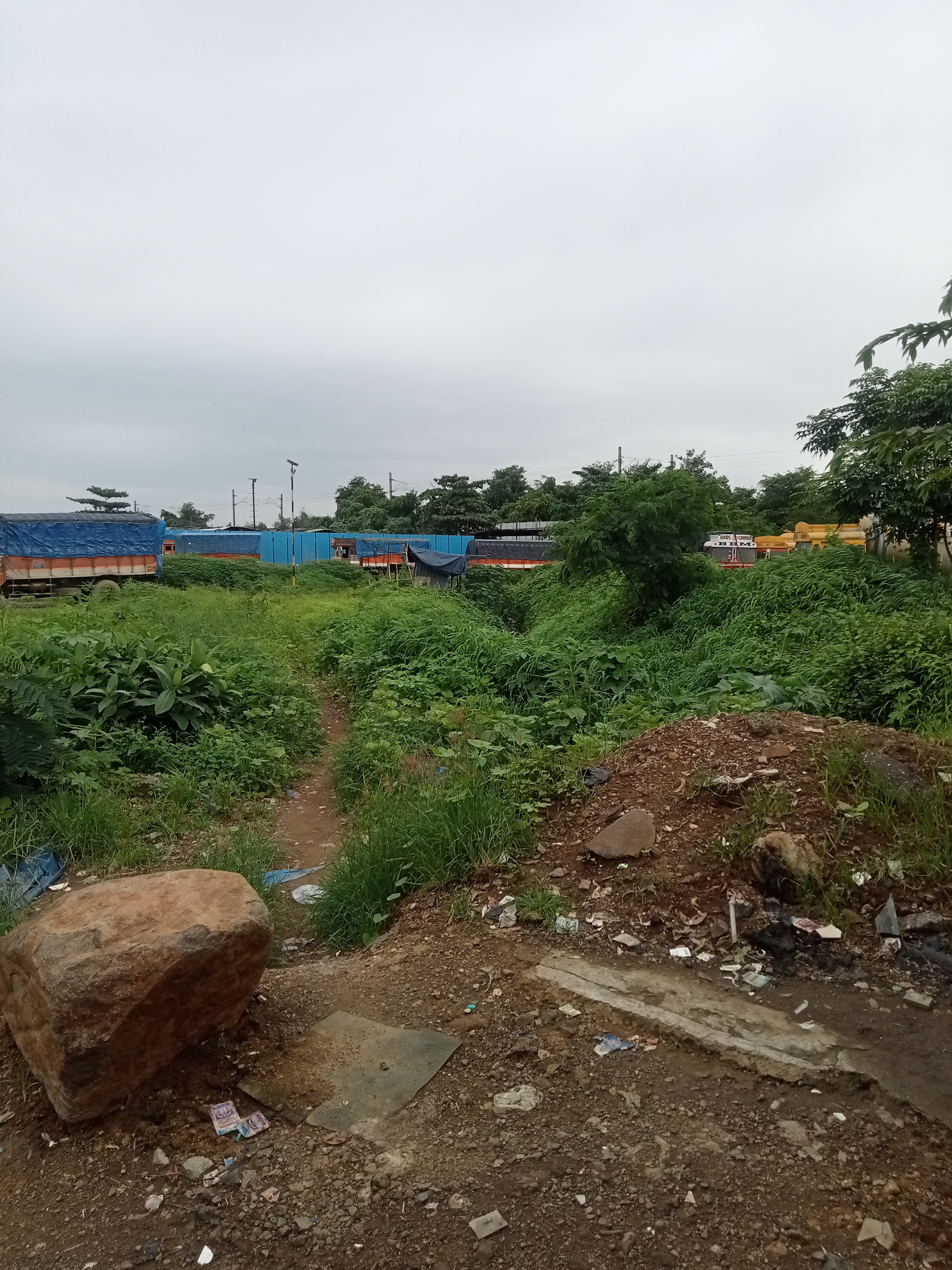 Resale 500 Sq.Mt. Plot in Pushpak Nagar Navi Mumbai - 7413201