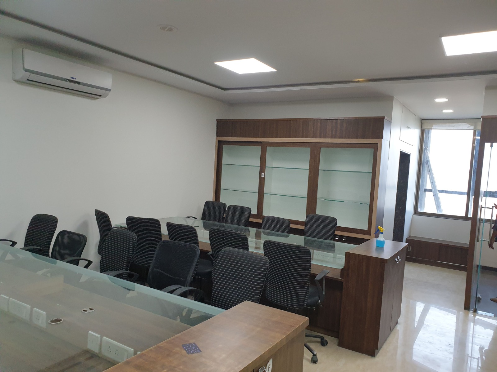 Rental Commercial Office Space 1850 Sq.Ft. in Ellora Fiesta, Sanpada ...