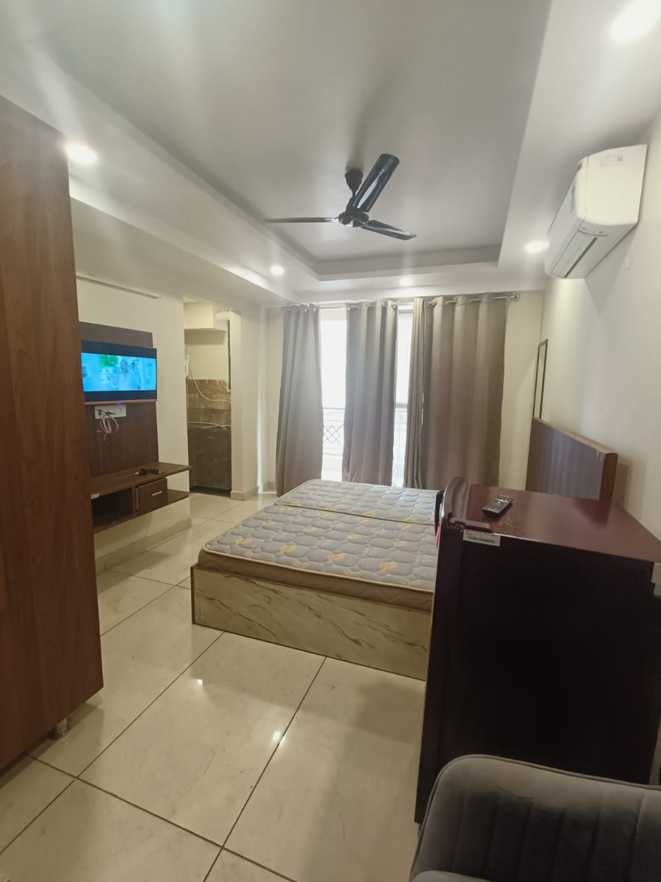Rental 1 RK 900 Sq.Ft. Builder Floor in Sector 38 Gurgaon - 7436042