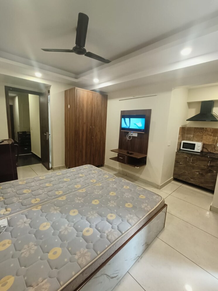 Rental 1 RK 900 Sq.Ft. Builder Floor in Sector 38 Gurgaon - 7436042