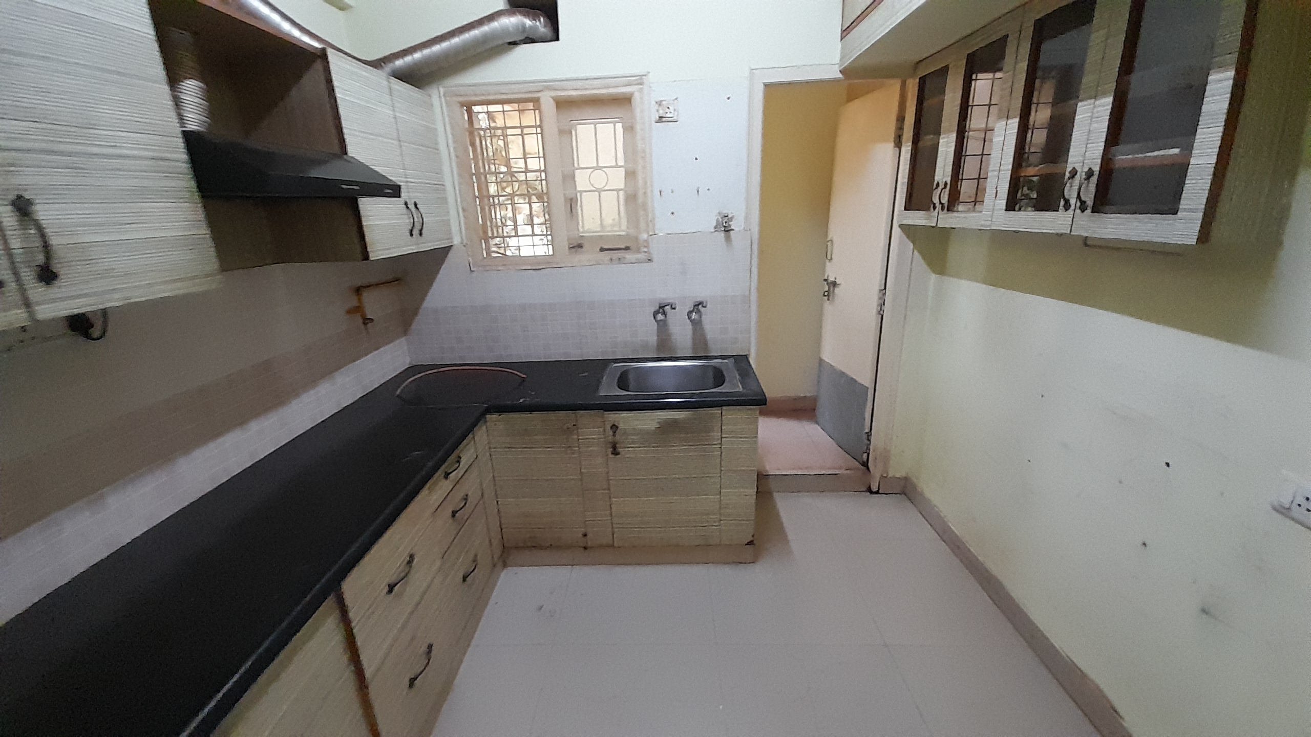 Rental 2.5 Bedroom 1564 Sq.Ft. Apartment in LVS Lavender, Thanisandra ...